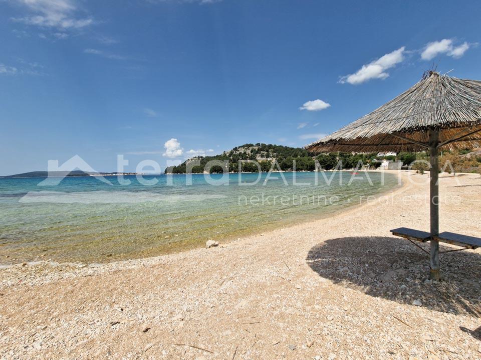 Zaborić, Croatia - Two bedroom apartment near the sandy beach